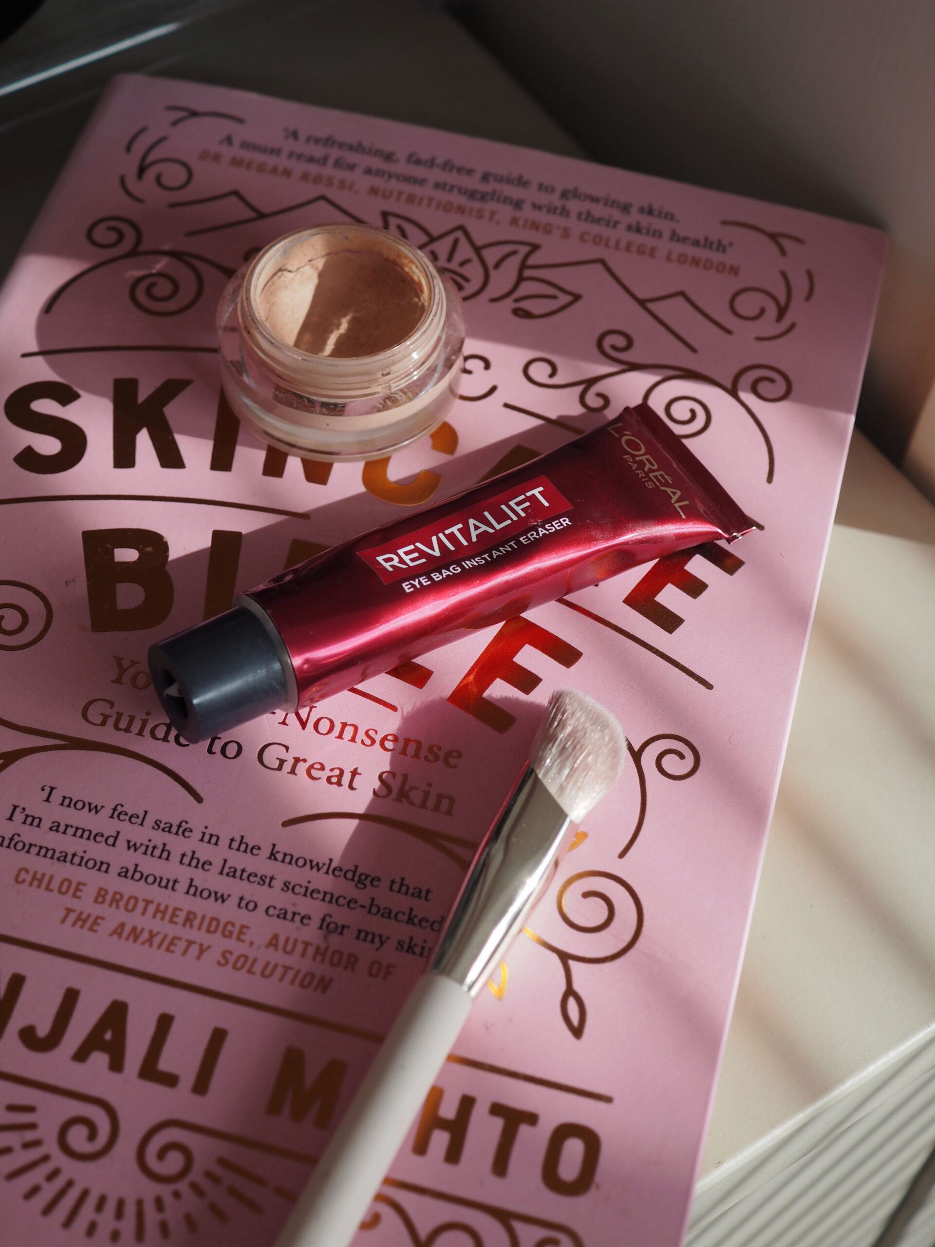 L’Oreal Eye Bag Eraser Review : Before & After’s on a 40+ skin - Laura ...